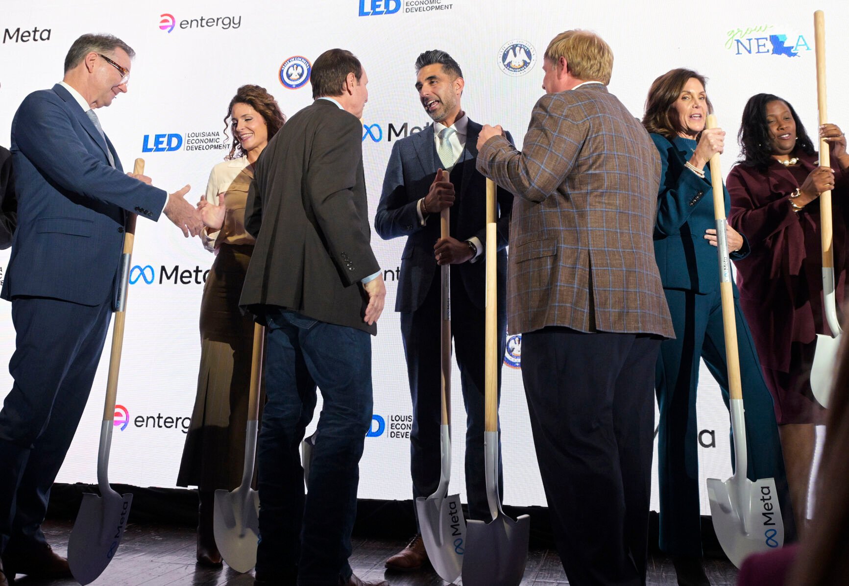 Entergy's power plan for Meta's LA data center comes to vote ...