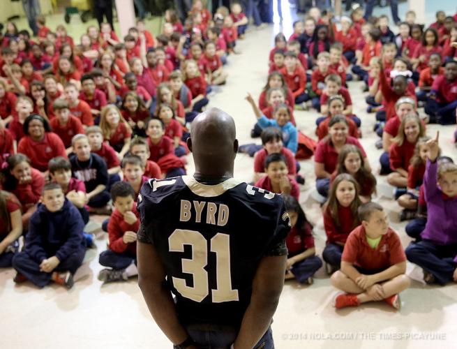 Saints safety Jairus Byrd visits Harahan Elementary: photo gallery ...