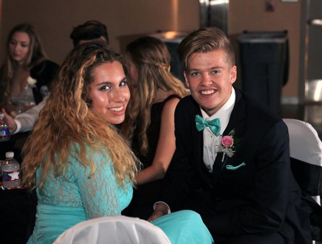 Prom 2017: Salmen High School lights up Slidell on special night ...
