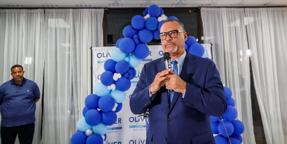 Oliver Thomas throws punches as he concedes mayor's race | Local ...
