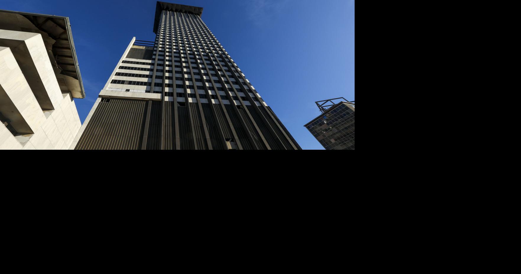 Man dead after fall from vacant Plaza Tower in New Orleans | Crime ...