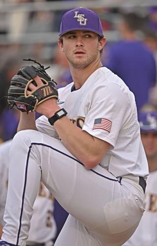 LSU celebrates second victory of the night at Alex Box as Tigers clinch ...