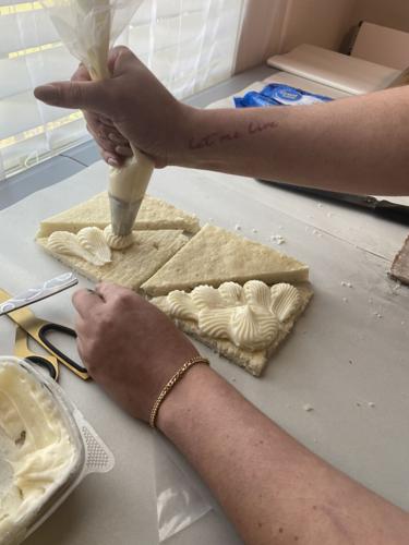 La. bakery hopes to make cakewiches the next big thing | Entertainment ...