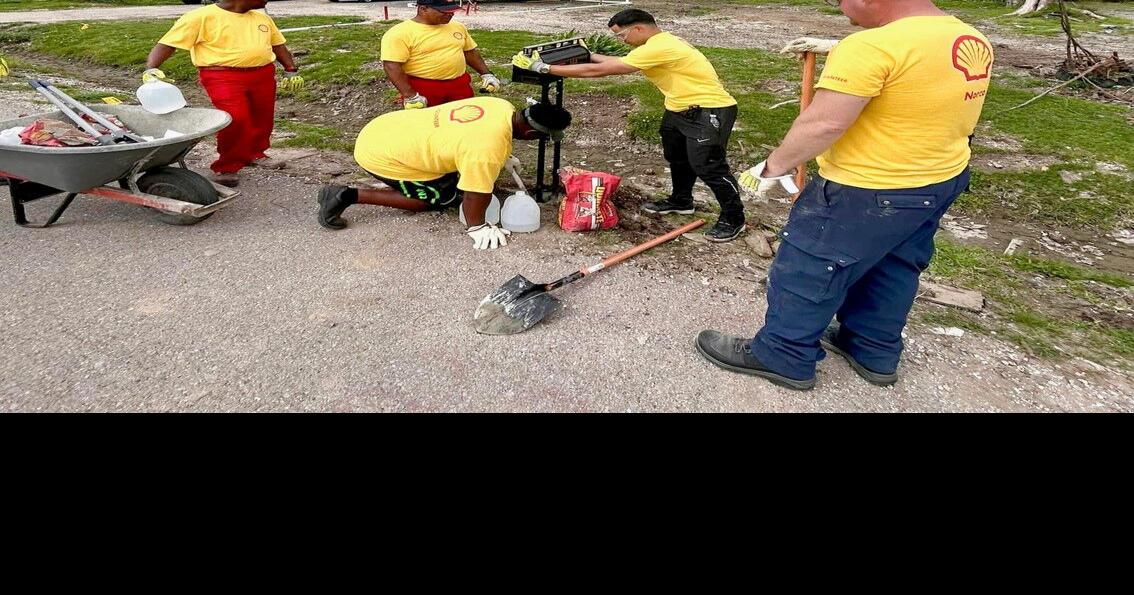 Sponsored: Shell employees volunteer to help neighbors | Sponsored ...