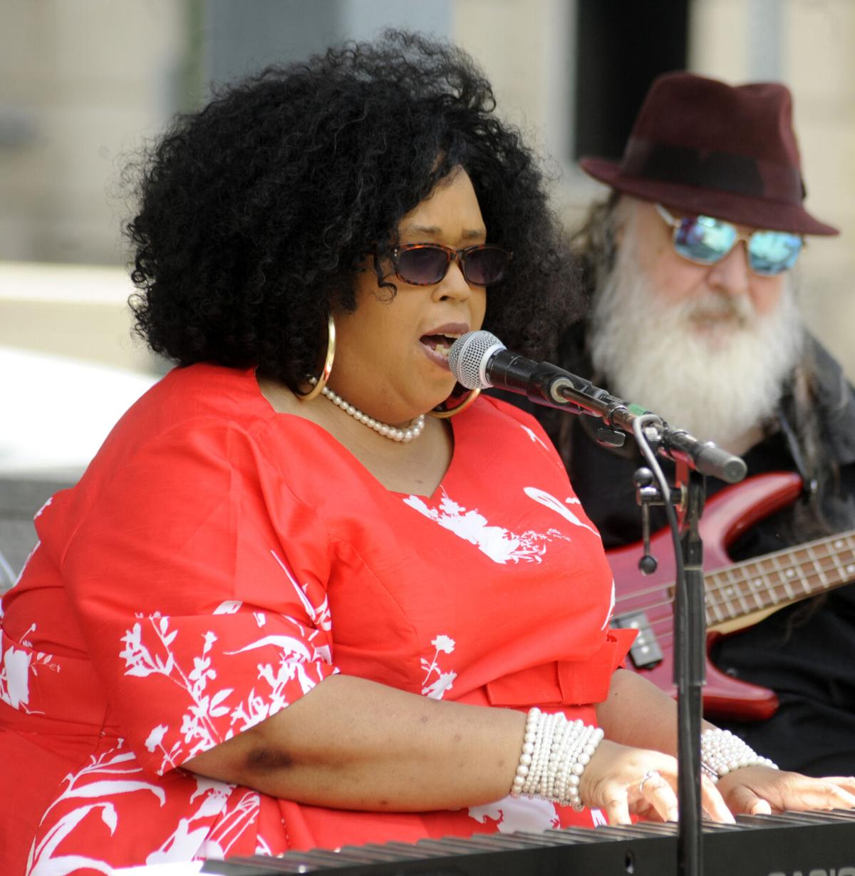 NOLA pianist Lilli Lewis battling back from health issues | Keith Spera ...