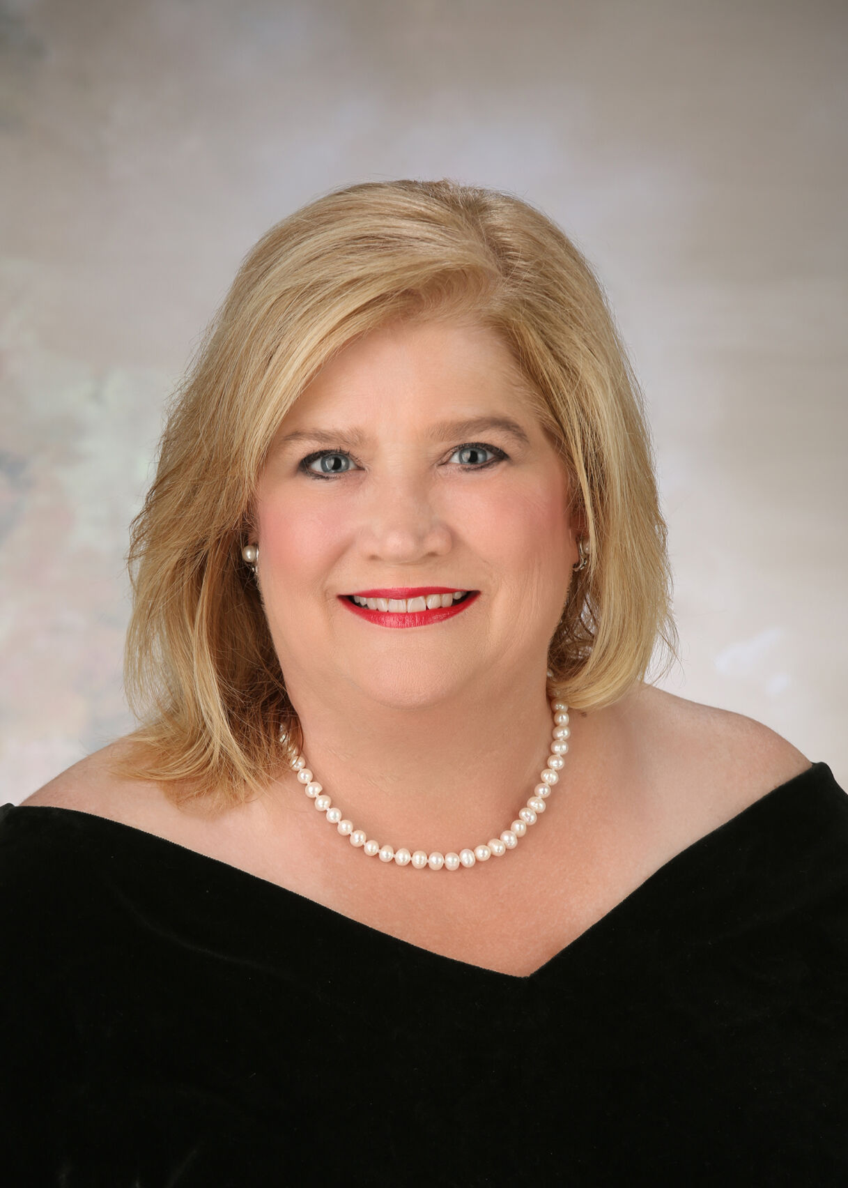 'Iris Travels the World' for Mardi Gras revelry at ball | Mardi Gras ...