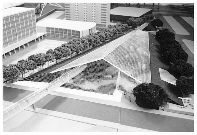 Duncan Plaza history: A giant birdcage and other turning points ...