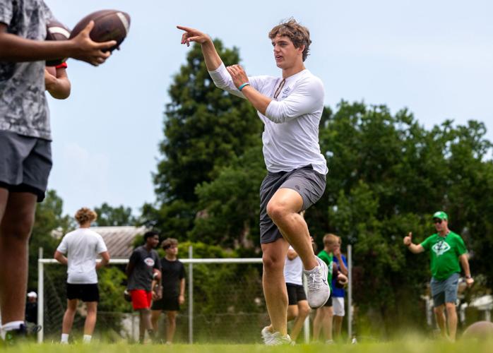 Arch Manning, Garrett Nussmeier are roomies at passing camp | Jeff ...