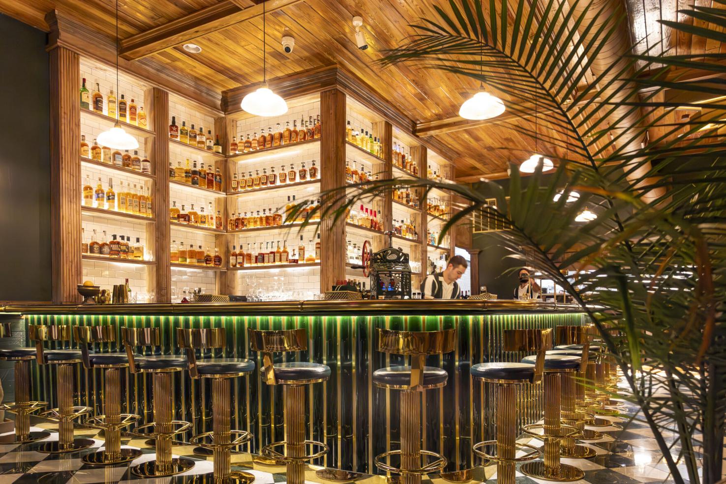 Inside the Husky restaurant in Uptown New Orleans LA | Where NOLA Eats ...