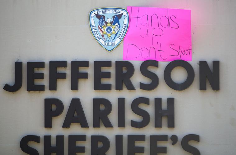 In deputy killing of Modesto Reyes, mother files wrongful death suit ...