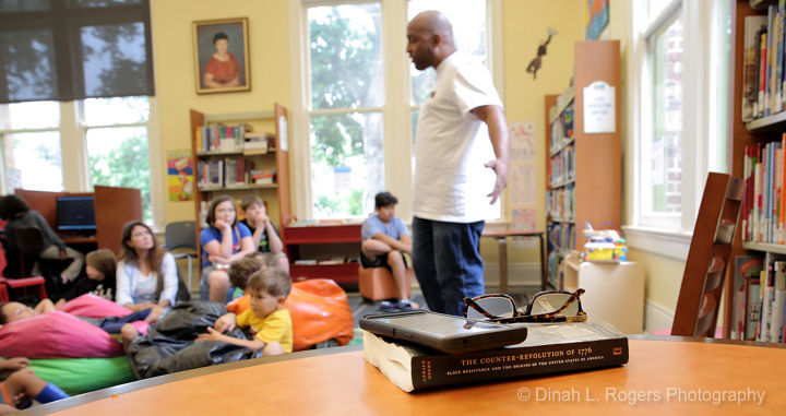 Chuck Perkins entertains kids with poetry at Hubbell Library ...