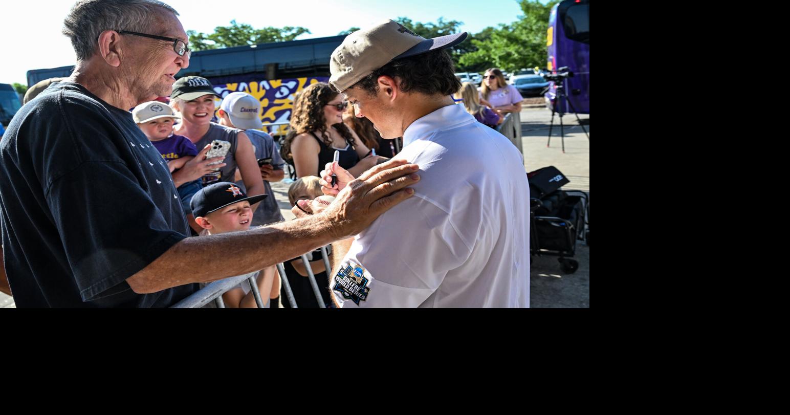 LSU fans ahead of their 2023 record in this CWS category | Baseball ...