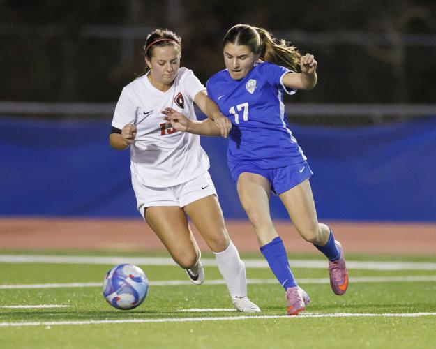 A second-half goal gave Mandeville a 1-0 district win | St. Tammany ...