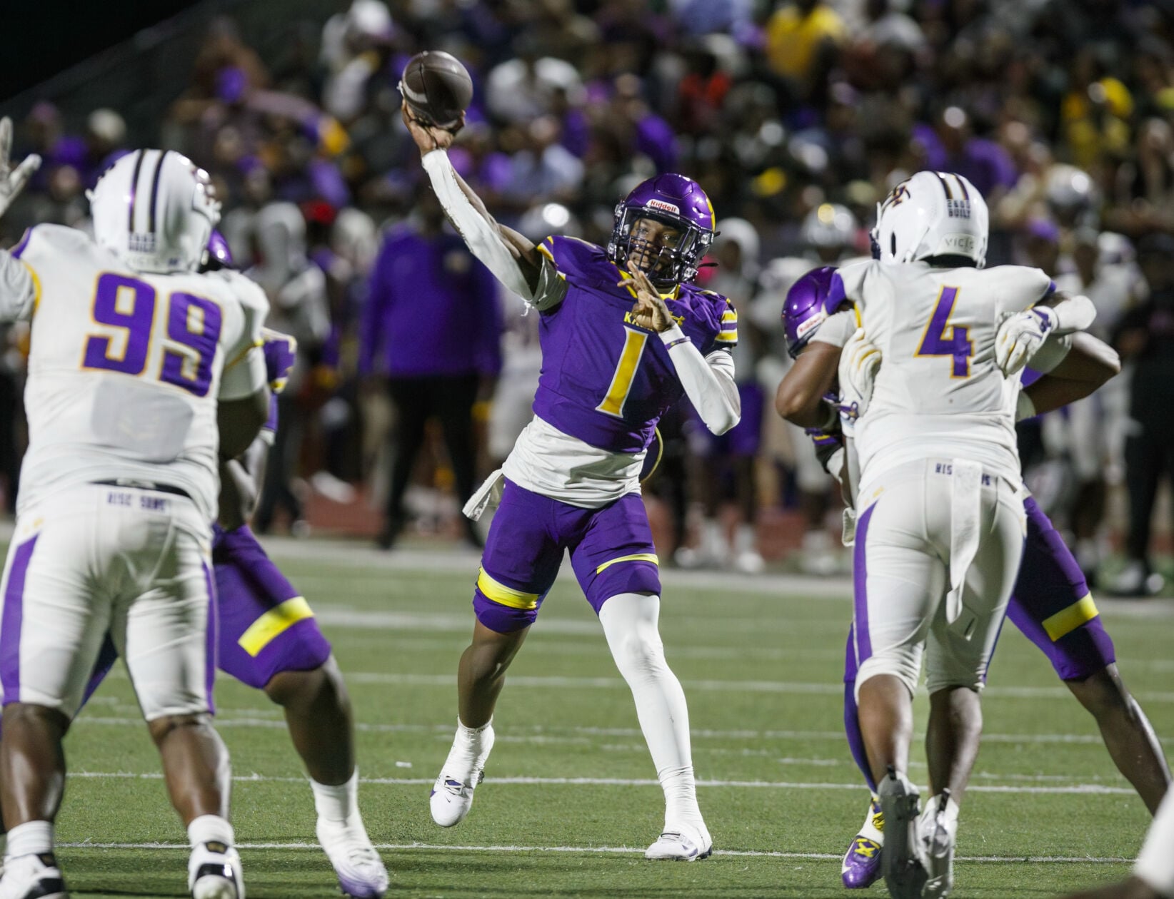 Edna Karr routs Easton as QB throws 6 TD passes | Prep Sports | nola.com