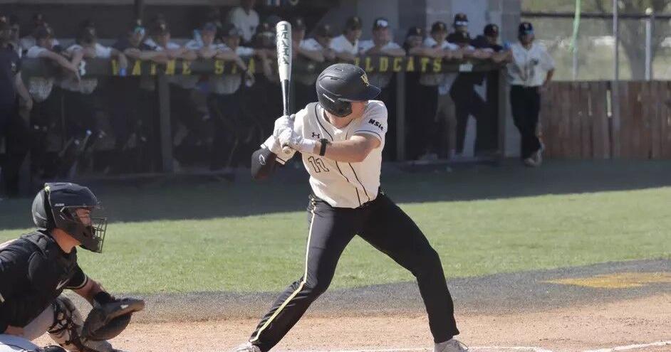 WSC bats come alive to gain split | Select | norfolkdailynews.com