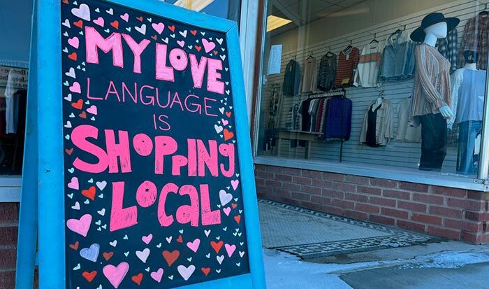 Elgin boutique combines unlikely ideas | Feature | norfolkdailynews.com