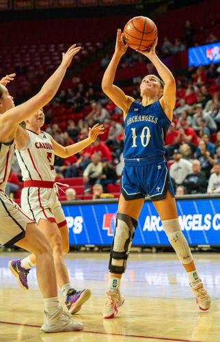 Defenders battle past St. Mary’s | Select | norfolkdailynews.com