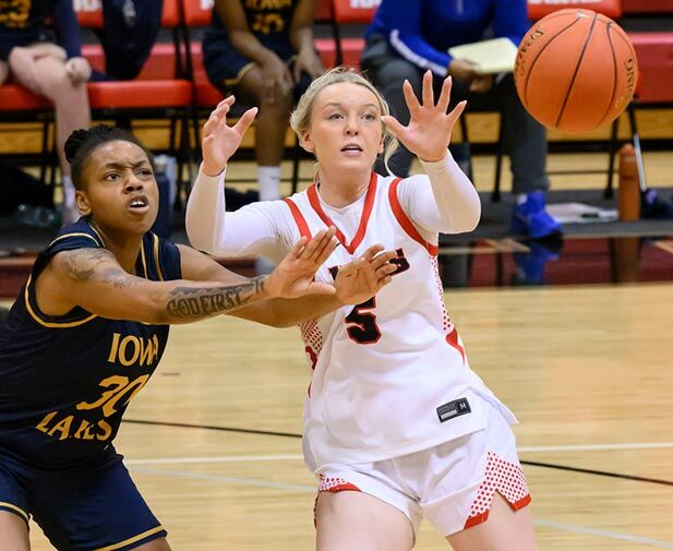 Hawks men roll over Iowa Lakes; Northeast women come up short | Select ...