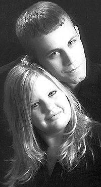 Jessica Krueger, Garrett Mozak | Celebrations | norfolkdailynews.com