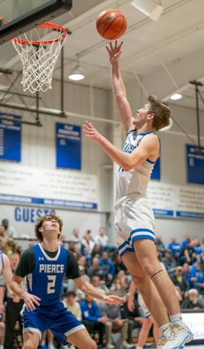 Eagles’ strong fourth quarter sinks Pierce | Select | norfolkdailynews.com