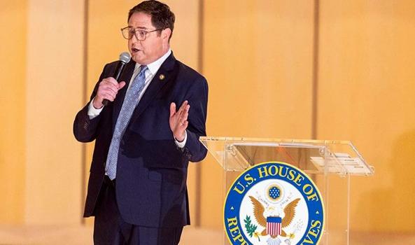 Rep. Mike Flood defends GOP agenda at heated Lincoln town hall | Select ...