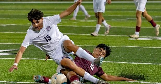 Panthers soccer win string extends to four games | Select ...