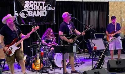 Family band returns to roots for 200th show | News | norfolkdailynews.com