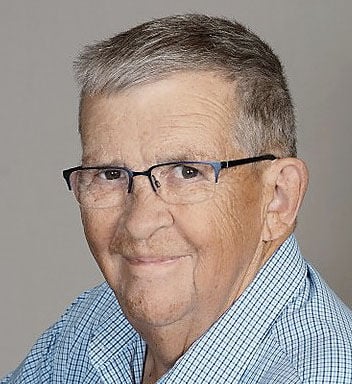 William Iversen | Obituaries | norfolkdailynews.com