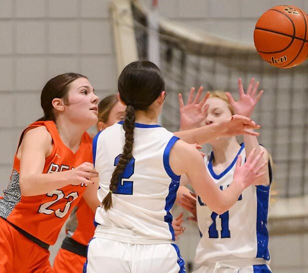 Eagles clinch GNAC regular-season title with win over LCC | Select ...