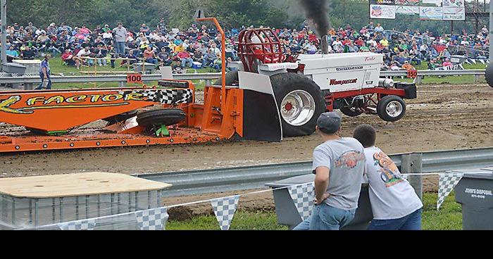 Roaring machines ready to turn some Wisner dirt | News ...