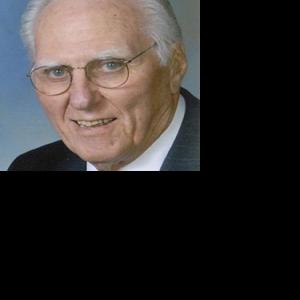 Lyle Thomas | Obituaries | norfolkdailynews.com