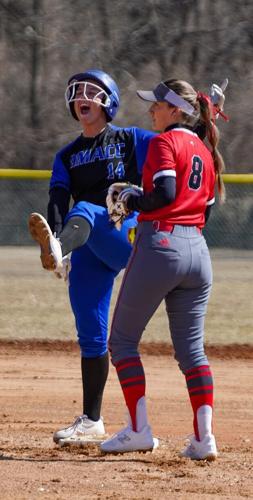 No. 3 DMACC sweeps Hawks in home opener | Select | norfolkdailynews.com