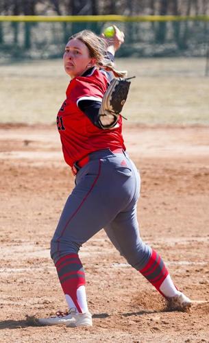 No. 3 DMACC sweeps Hawks in home opener | Select | norfolkdailynews.com