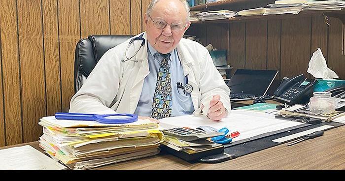 Doctor marks 50 years practicing medicine in Creighton | Feature ...