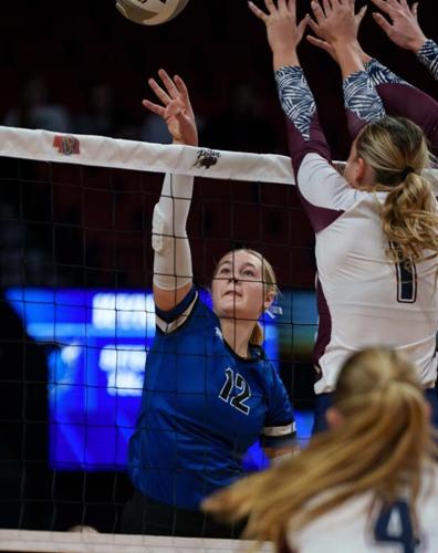 Wynot blocks its way into D2 championship match | Select ...