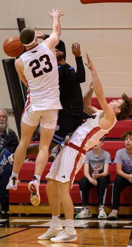 Hawks split a pair of games with Southeast CC | Select ...