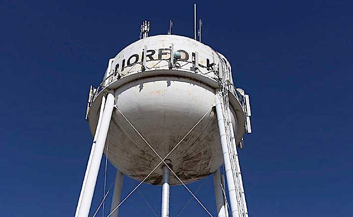 Norfolk's water tower coming down | News | norfolkdailynews.com