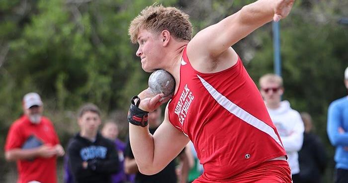Pieper shatters shot put record again at C-5 district | Select ...