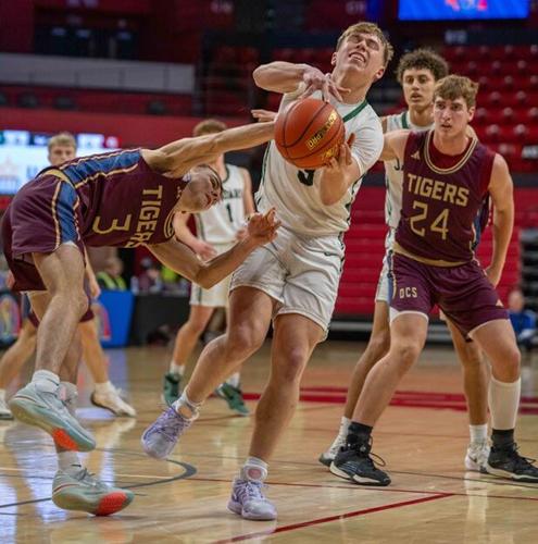 Jaguars get out early then hang on in D1 | Select | norfolkdailynews.com