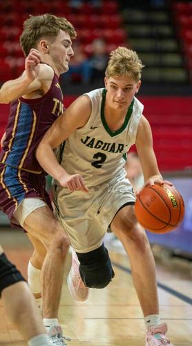 Jaguars get out early then hang on in D1 | Select | norfolkdailynews.com