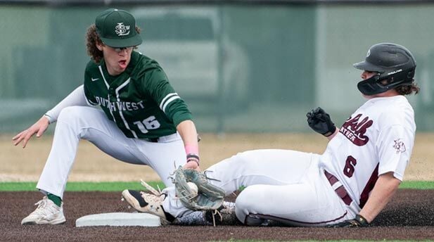 Silver Hawks rout Panthers in doubleheader | Select | norfolkdailynews.com