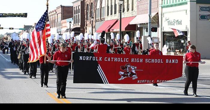 15 Northeast Nebraska bands perform in homecoming parade | News ...
