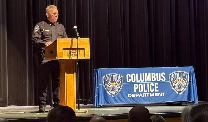 Columbus police recognized for service and bravery at ceremony | Select ...