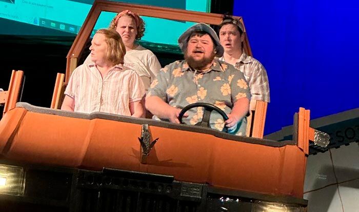 Norfolk Community Theatre delivers laughs with ‘Leaving Iowa’ | Feature ...