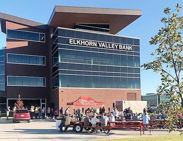 Norfolk bank celebrates new building | Business | norfolkdailynews.com