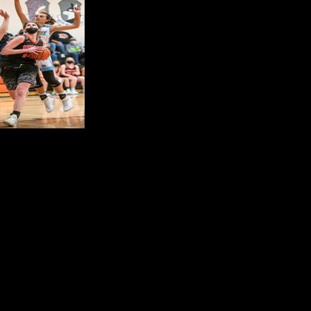 Top-ranked CWC struggles but finally tops Summerland | Sports ...