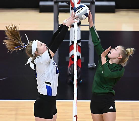 STATE VOLLEYBALL - Howells-Dodge vs Overton | Photo Gallery Sports | norfolkdailynews.com