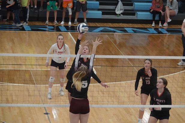 St. Mary's surges past Stuart for NVC title | Select | norfolkdailynews.com