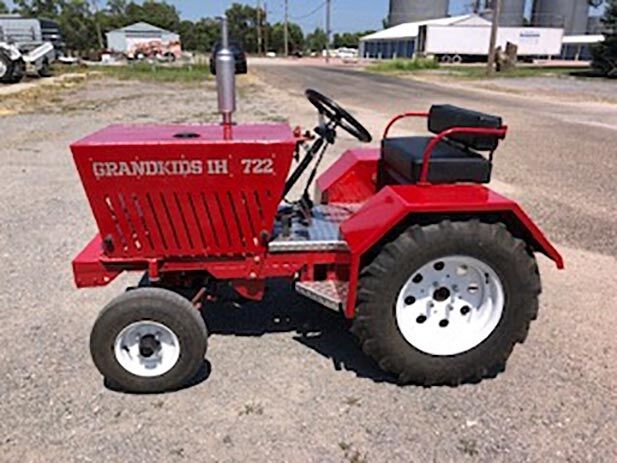 Grandpa builds homemade tractor for kids | News | norfolkdailynews.com