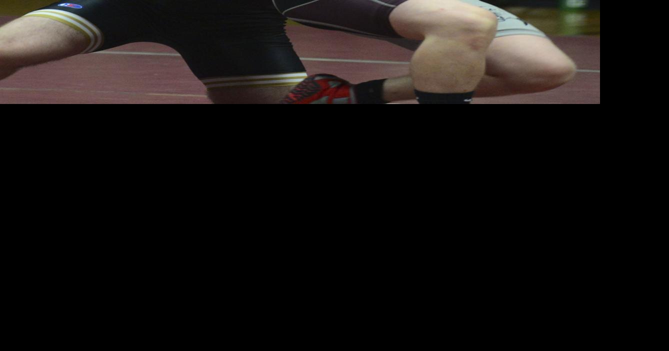 Norfolk pins Fremont | Sports | norfolkdailynews.com